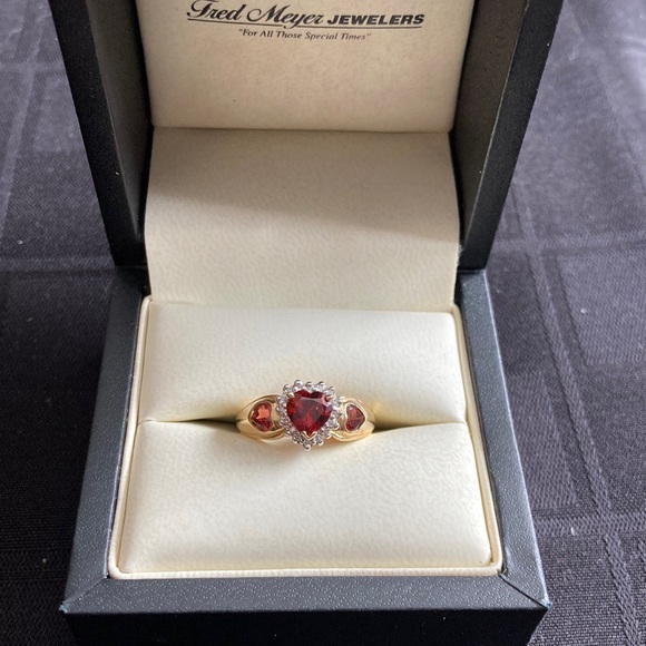 Fred Meyers Fine Jewelry | Jewelry | New Ruby And Diamond Heart Ring ...